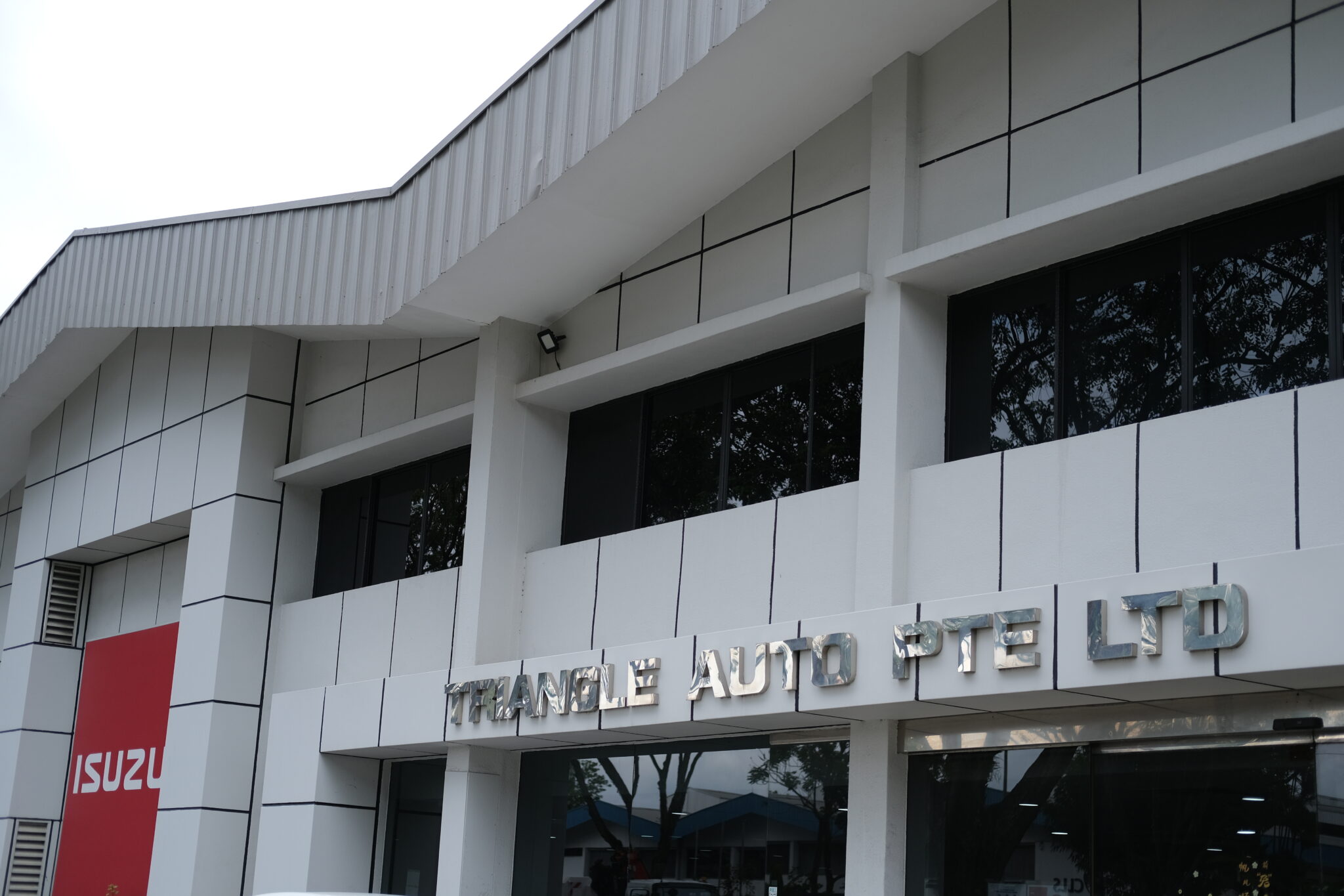 About Us - Isuzu - Triangle Auto Pte Ltd